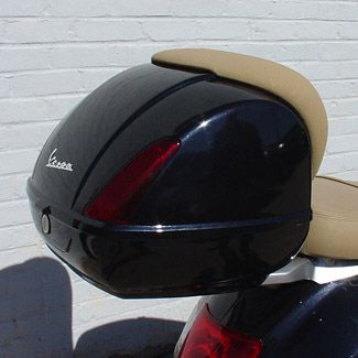 Modern Vespa : First accessories / upgrades