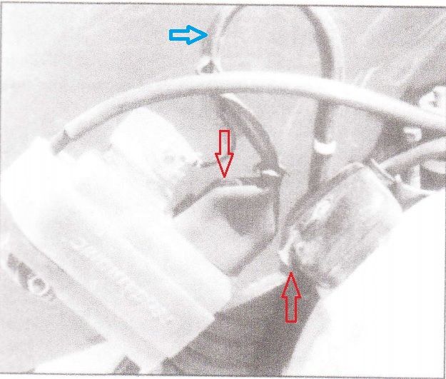 Modern Vespa : Question about rubber caps for FEMSA ignition