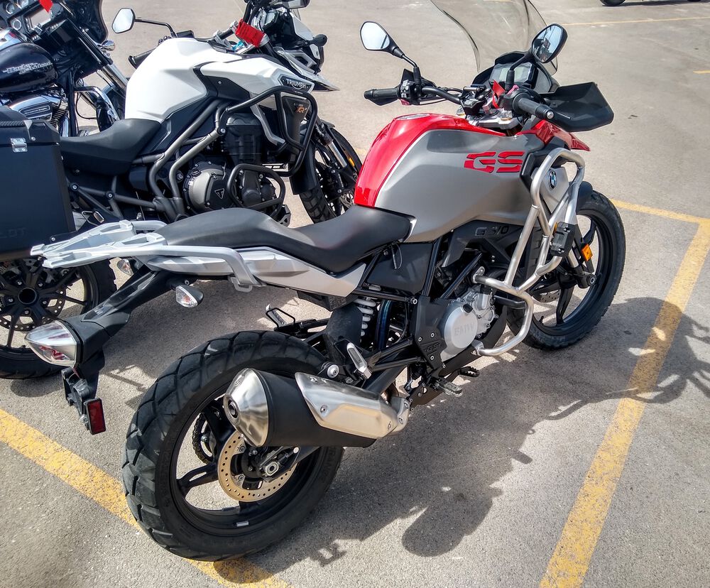 Modern Vespa : (SSR) BMW GS310