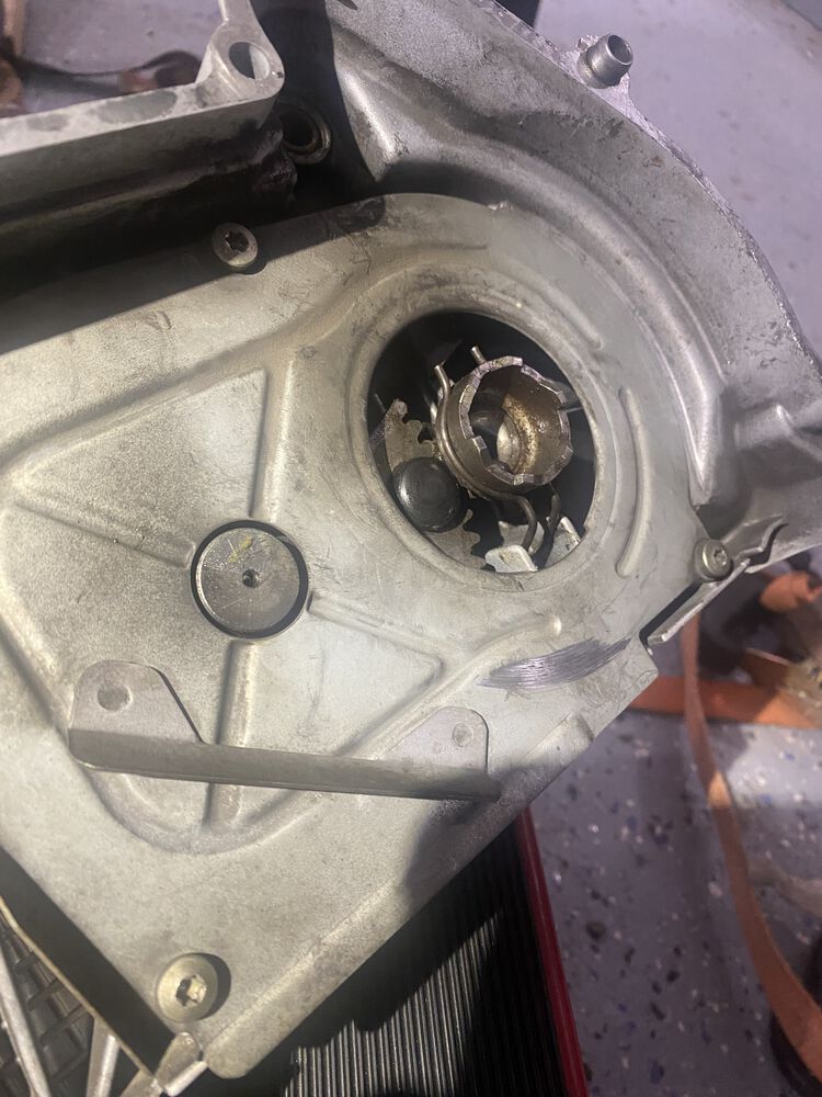 Modern Vespa : Et4 new malossi variator grinding noise