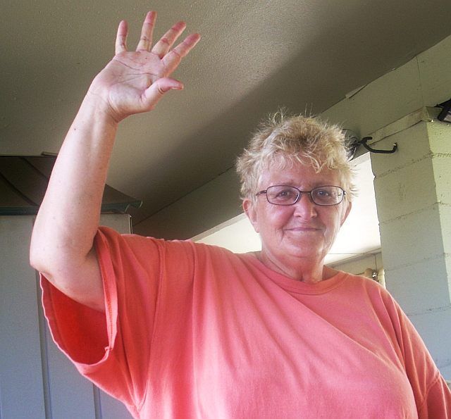 Modern Vespa : Aloha 'Oe Judy Rossman