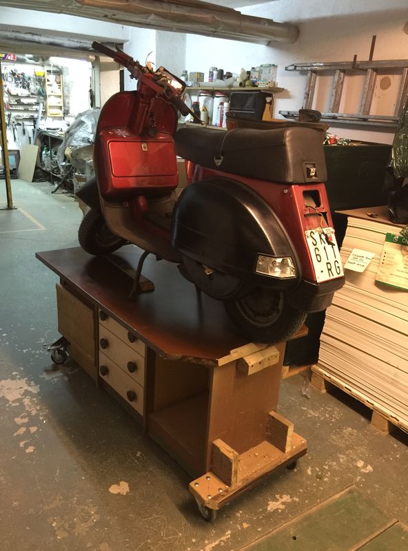 Modern Vespa : LML Vespa-T5 150cc Restoration