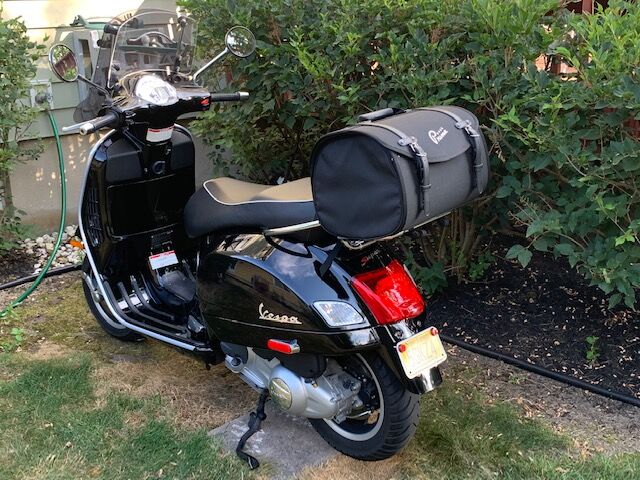 Modern Vespa : Vespa Rear Rack GTS 250ie