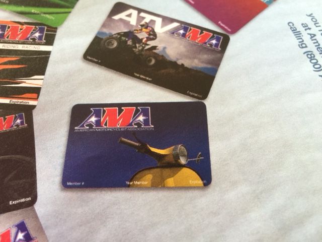 Modern Vespa : AMA card