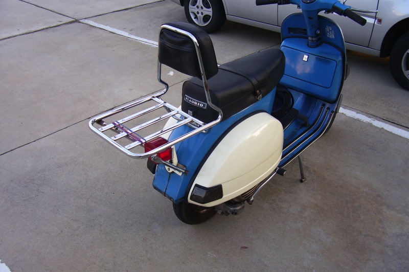 Modern Vespa : Is this a real P200 BBQ rack?