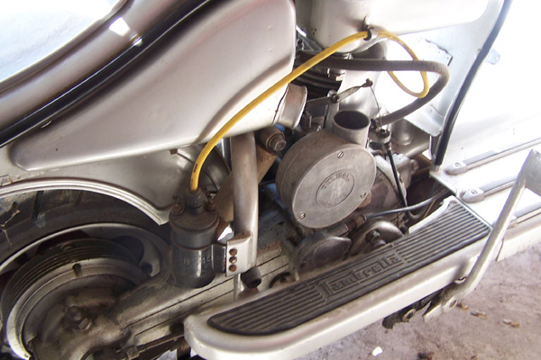 Modern Vespa : Scored a lambretta!