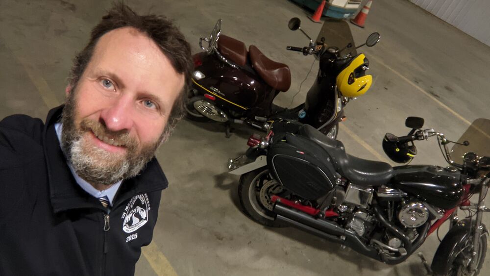 Modern Vespa : Trailer? Ride? What do you do?