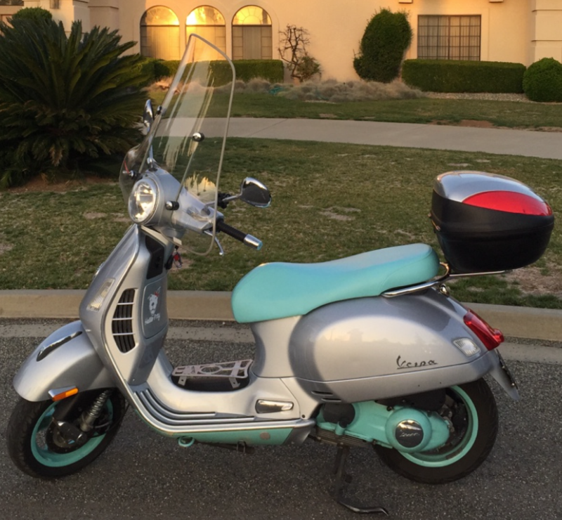 Modern Vespa : Show your Classic-Racks