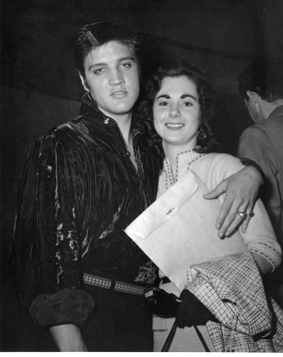 Modern Vespa : Cannonballing still and Progressive energy