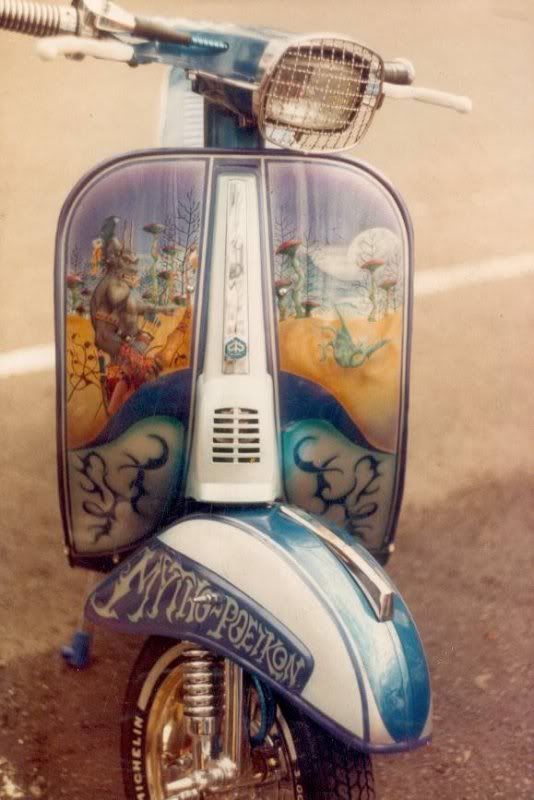 Modern Vespa : Just for Laughs