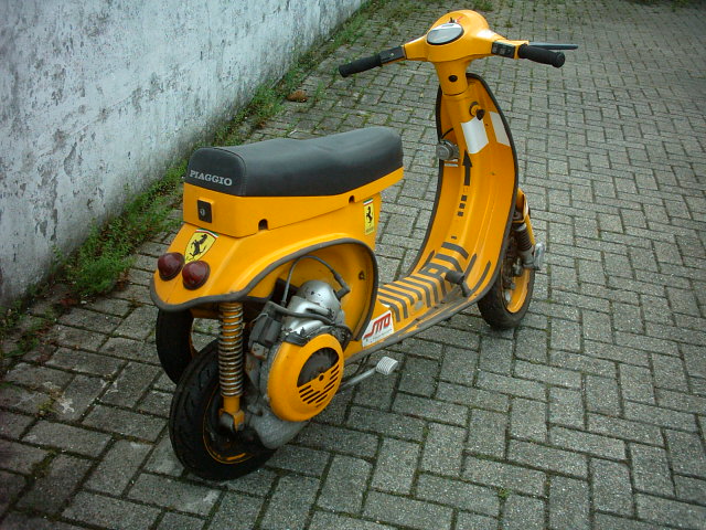 Modern Vespa : Don't laugh, this is what we did to scoots in '85