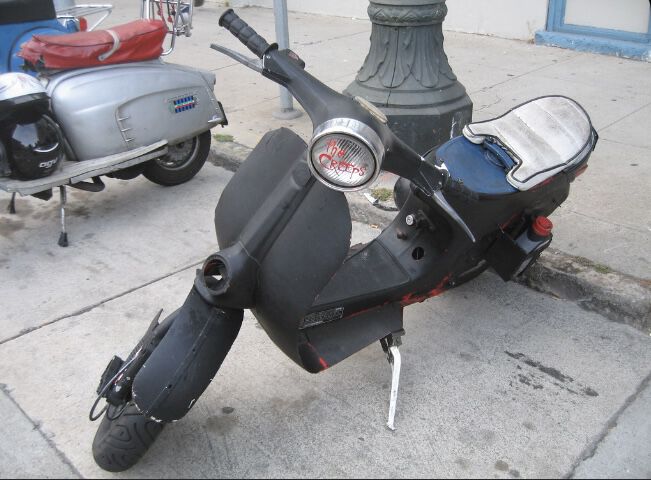 Modern Vespa : New Barn find - Rust & Damage Repair ideas?