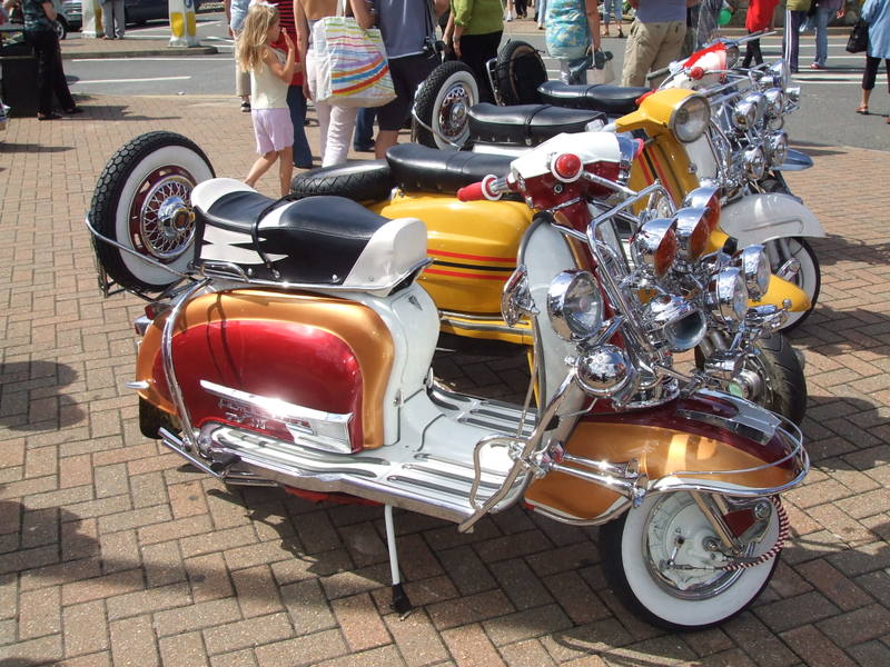 Modern Vespa : Mod is for Mod