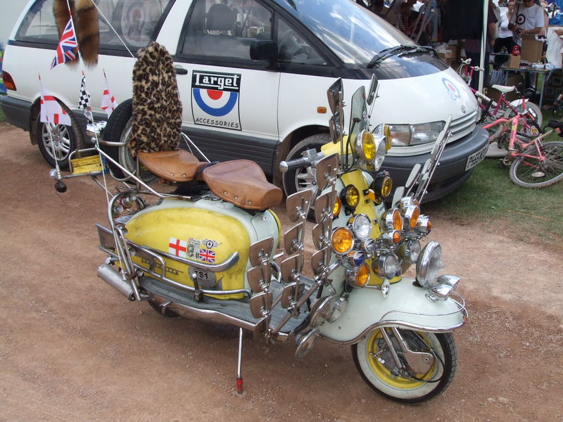 Modern Vespa : Mod is for Mod