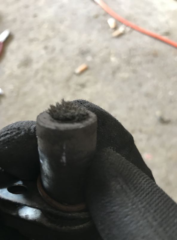 Modern Vespa : tilt lock light flashing red when riding