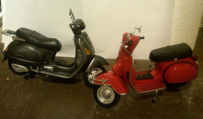 Modern Vespa : Mini Vespa Collection