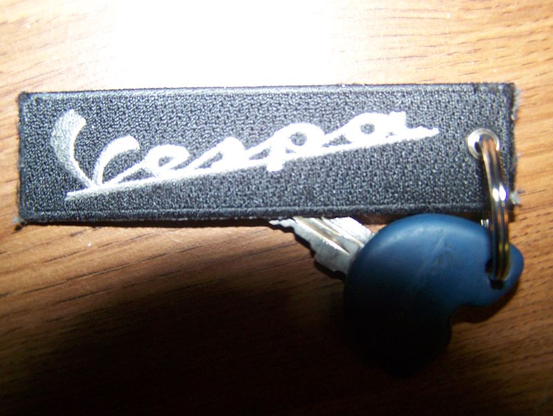 Modern Vespa : Show me your Vespa Keys