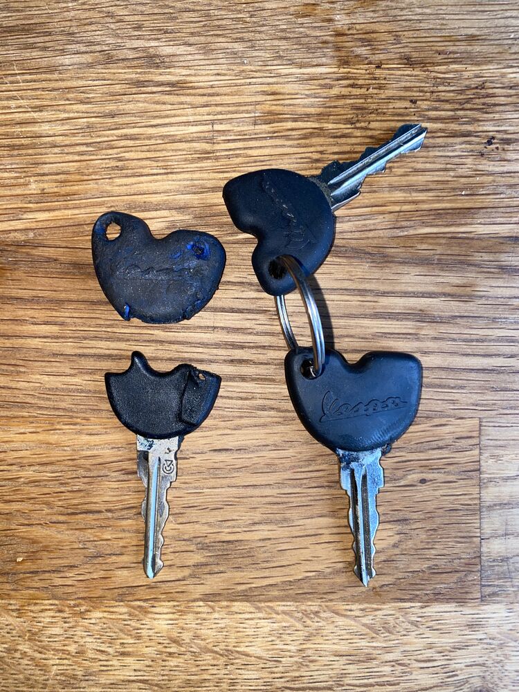 Modern Vespa : VESPA ET4 150cc KEY