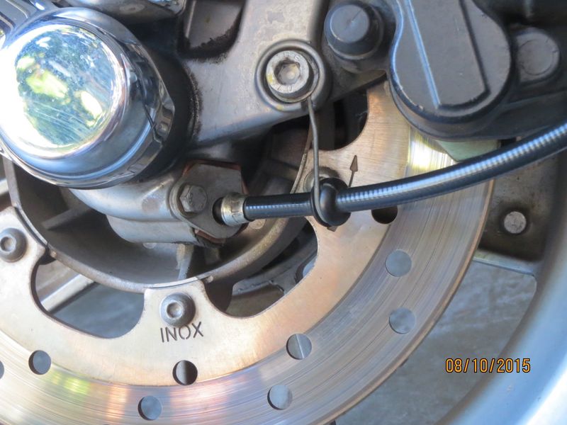 Modern Vespa : Speedo cable grease leak