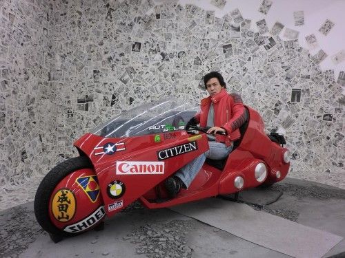 Modern Vespa : Streamline, Art Deco, Aerodynamic Scoots & Motorcycles