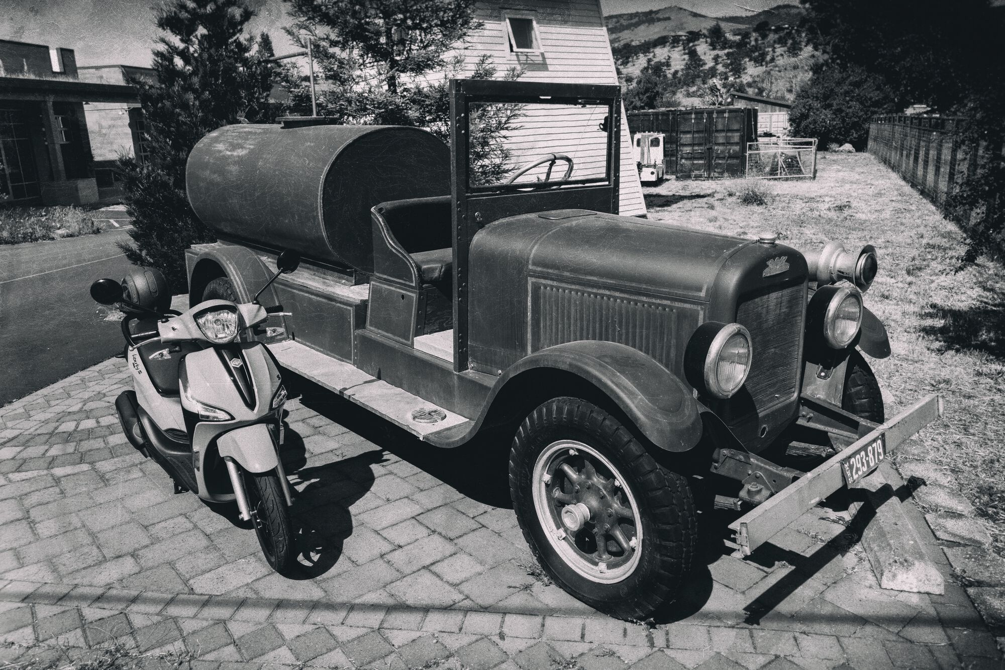 Modern Vespa : Where's the Fire?