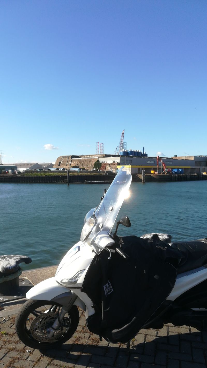 Modern Vespa : BV350 to Atlantic Wall, Ijmuiden the Netherlands