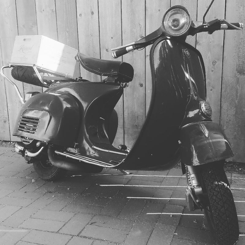 Modern Vespa : Rear Rack Box Options
