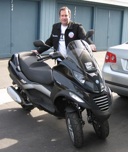 Modern Vespa : Piaggio Clothing or Jackets