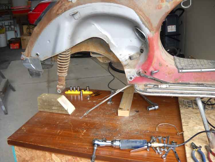 Modern Vespa : Is this an European P200