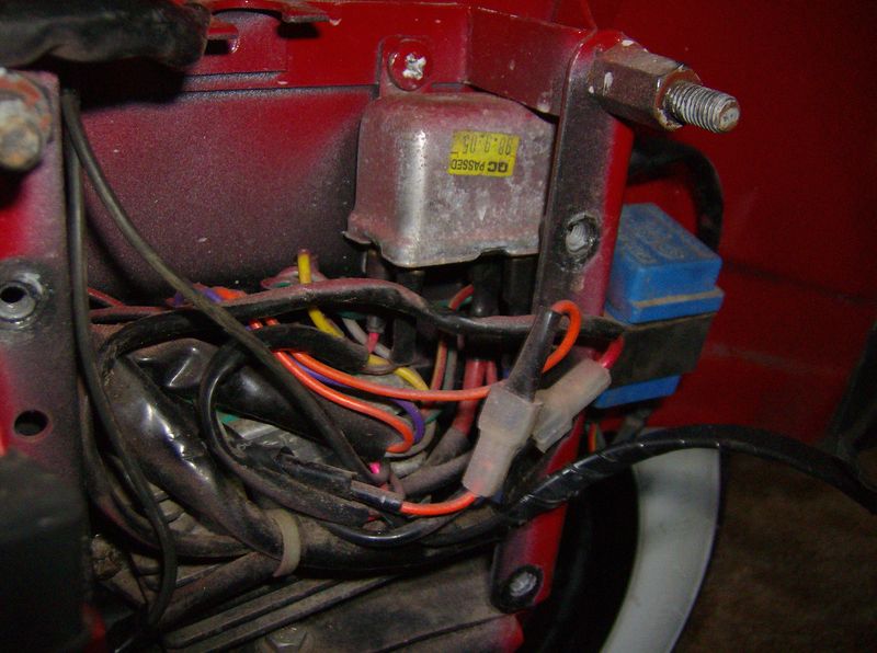 Modern Vespa : A fuse question