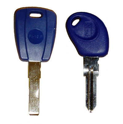 Modern Vespa : Keys problem - what's the inexpensive solution to this?