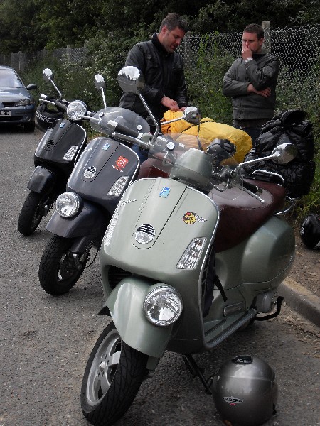Modern Vespa : Chelmsford SC "Camber Sands Weekender" (UK)