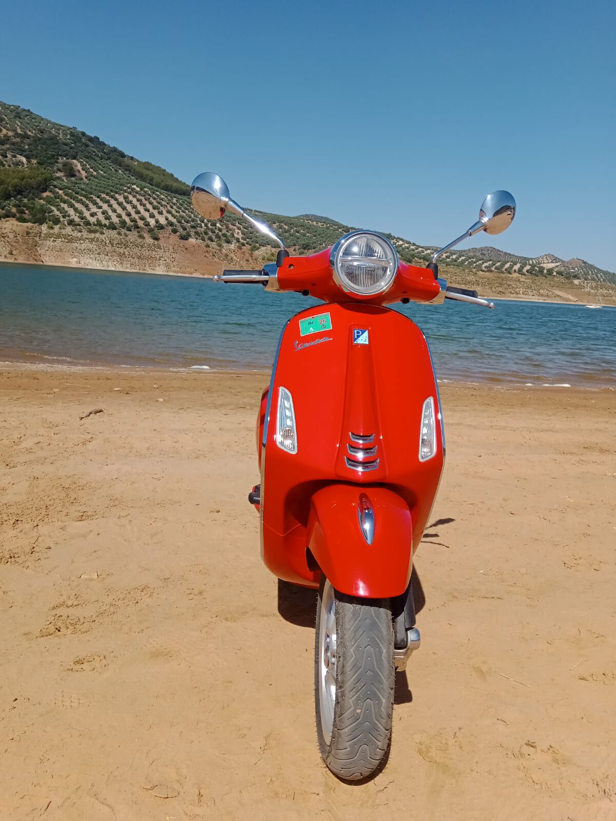 Modern Vespa : Introduction from Andalucía
