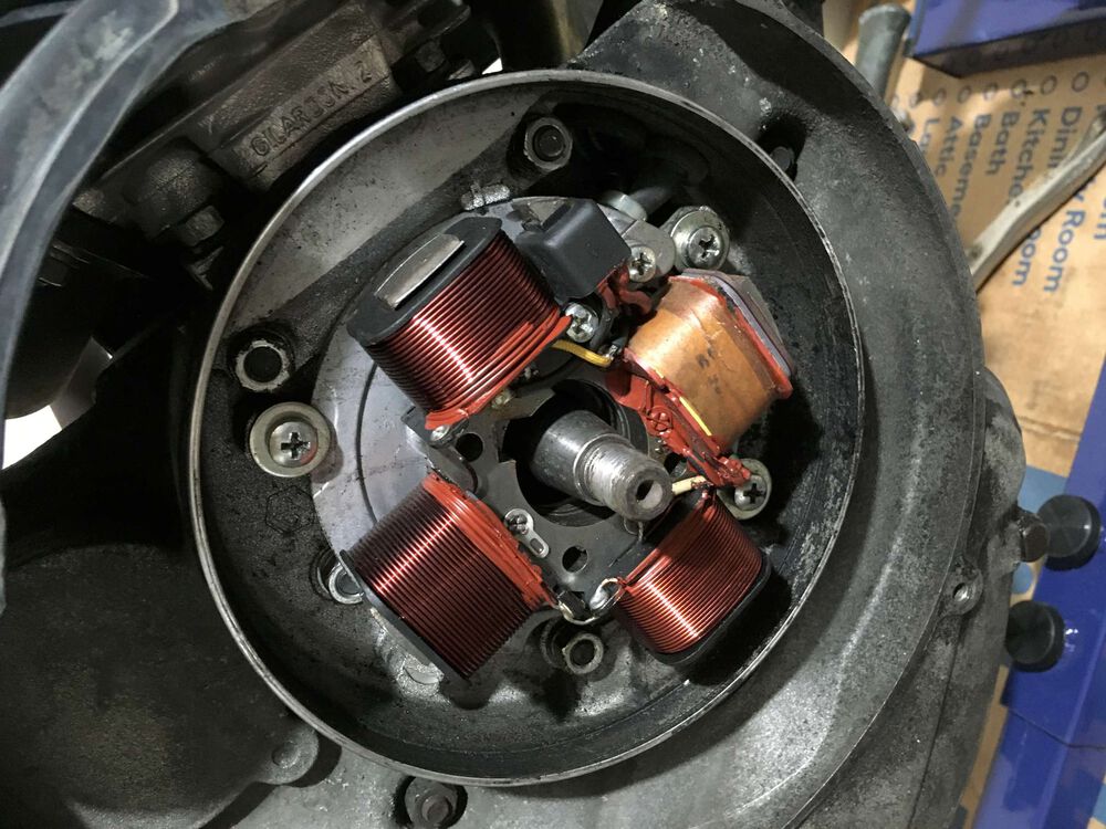 Modern Vespa : PK50XL neglected project -> Egig w/ SmartCarb
