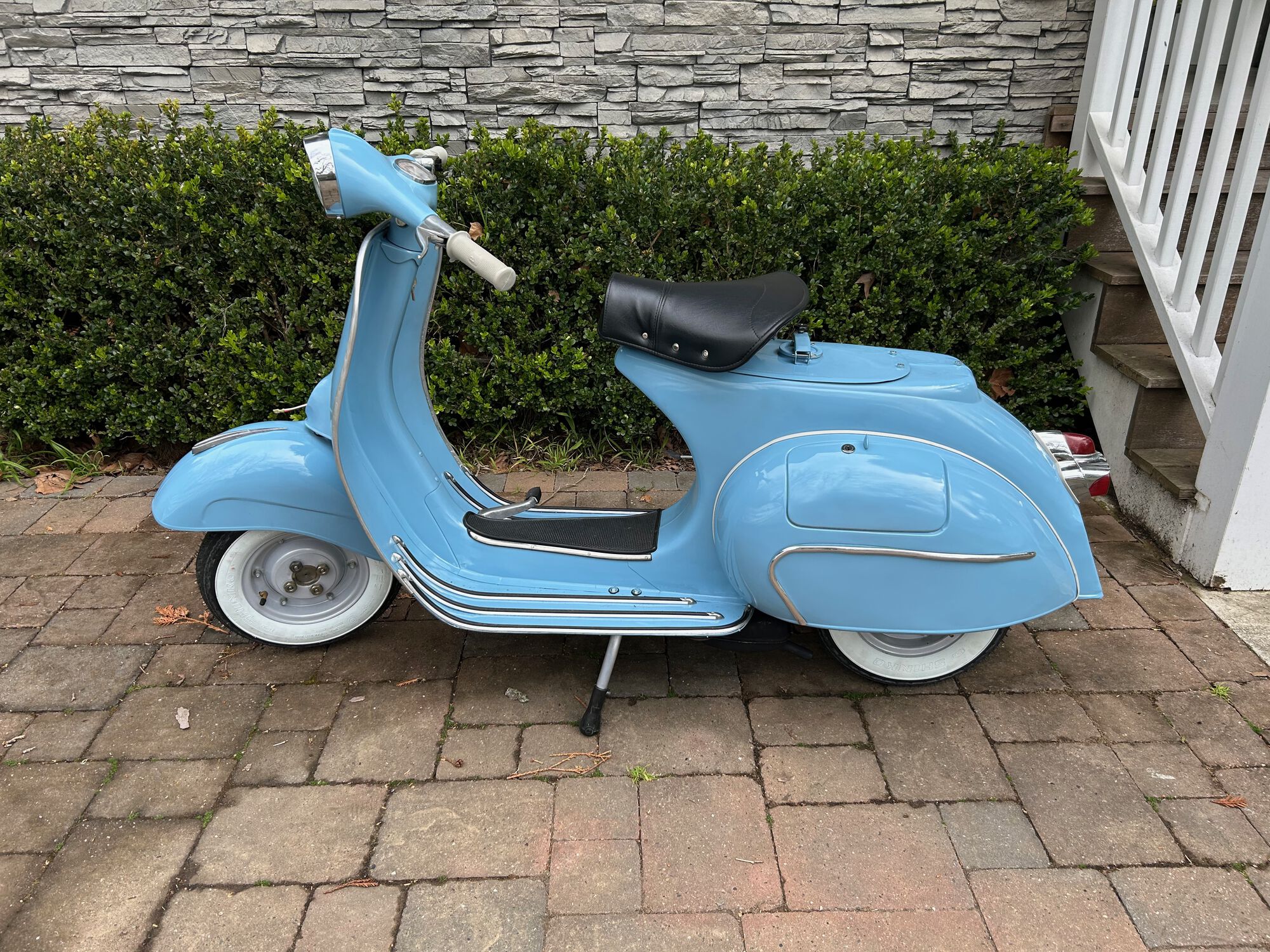 Modern Vespa : VBB rebuild: A semi-noob attempts dent repair & painting