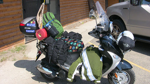Modern Vespa : Support for a 9,000 Mile Vets. Memorial/Peace Scooter Ride!