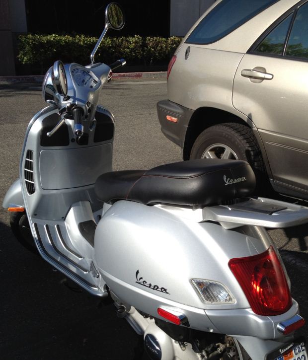 Modern Vespa : FS - Lowered GT200 Seat - Ventura CA GONE!!!