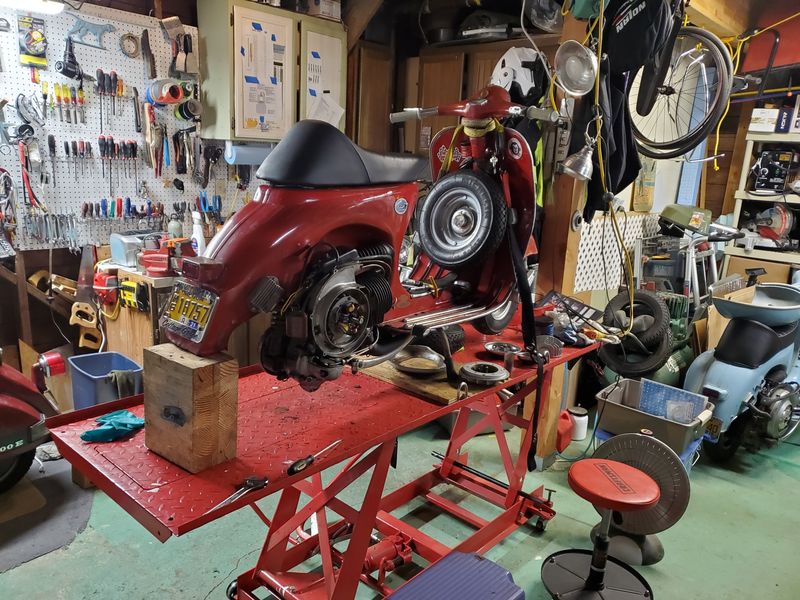 Modern Vespa : Rocket getting a 2 port Pinasco 177 kit