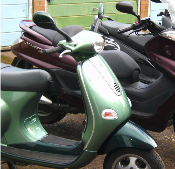 Modern Vespa : ET4 limited edition