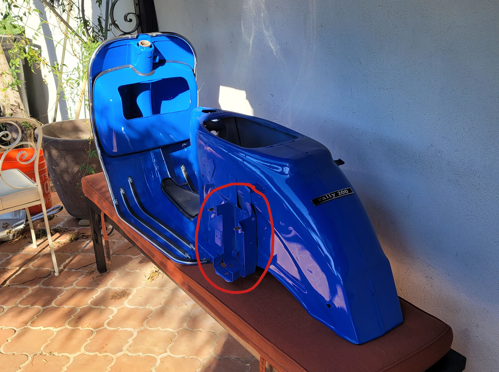 Modern Vespa : Sprint frame vs Rally frame