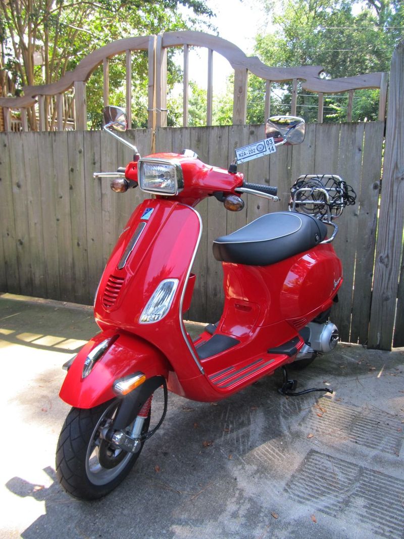 Modern Vespa : Show us your Red vespa , LOVE your RED Vespa here!