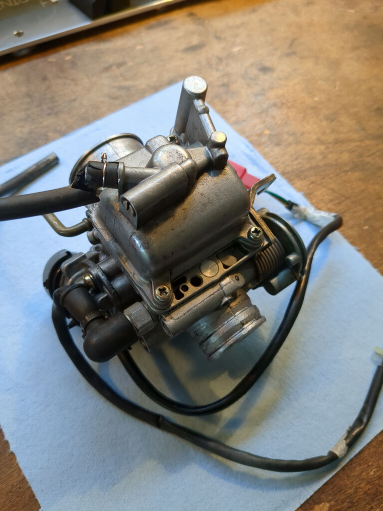Modern Vespa : New to me LX 150 won't start