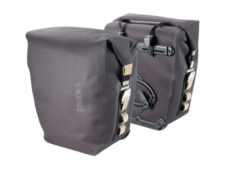 Modern Vespa : Pannier racks for a PX?