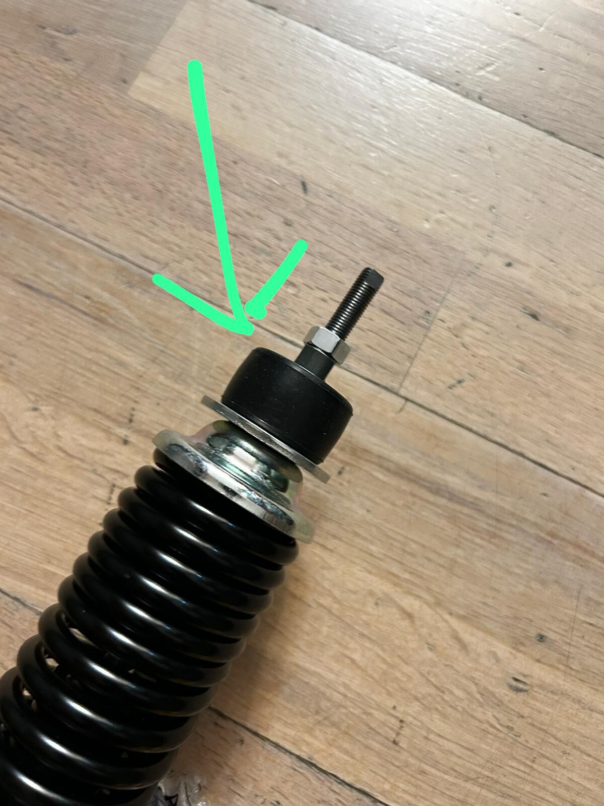 Modern Vespa : 2019 Primavera rear shock replacement