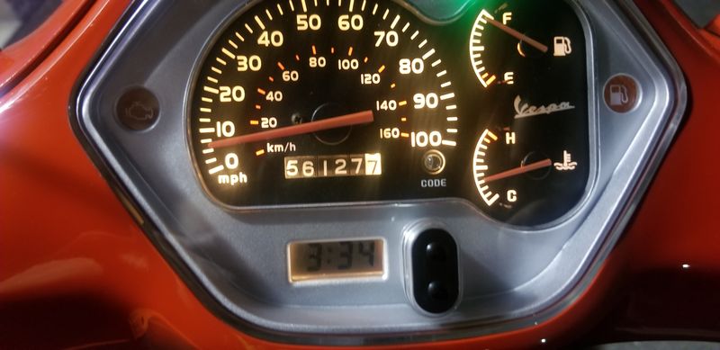 Modern Vespa : Rocket hits 90,000 miles