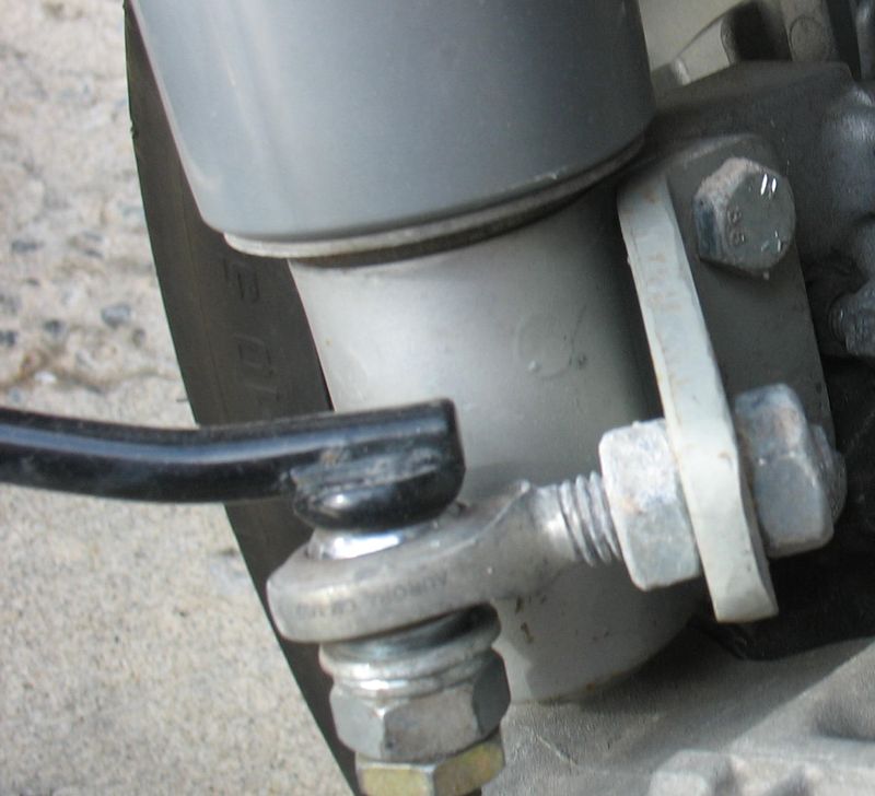 Modern Vespa : Hack steering damper project.