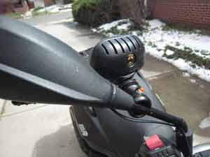 Modern Vespa : Saeng handlebar mount wideview mirrors