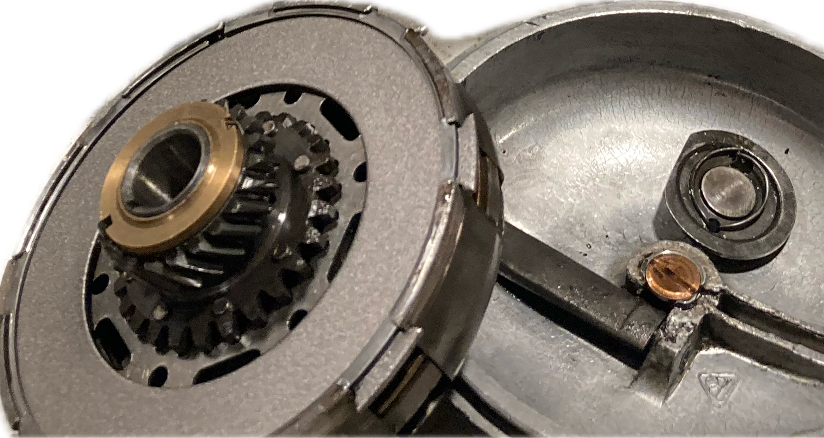 Modern Vespa : Breakthrough! ISO clutchside seal, need source! MotoVespa