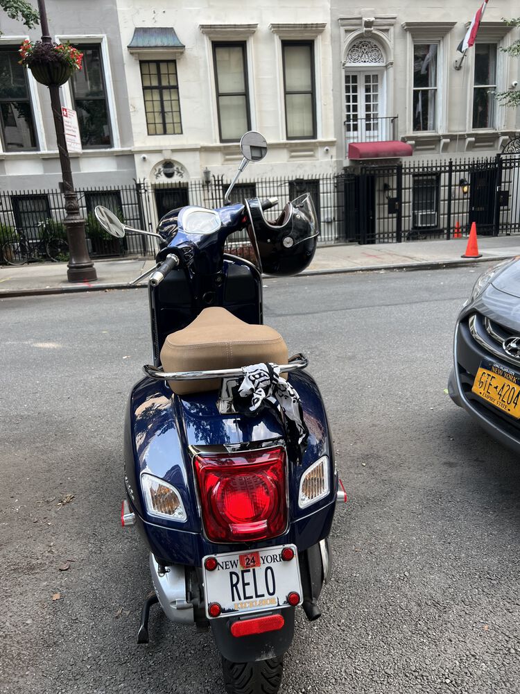 Modern Vespa : Custom magnet/decal above rear light - suggestions please