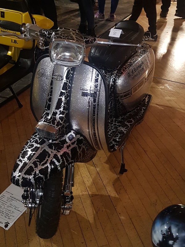 Modern Vespa : Southport rally